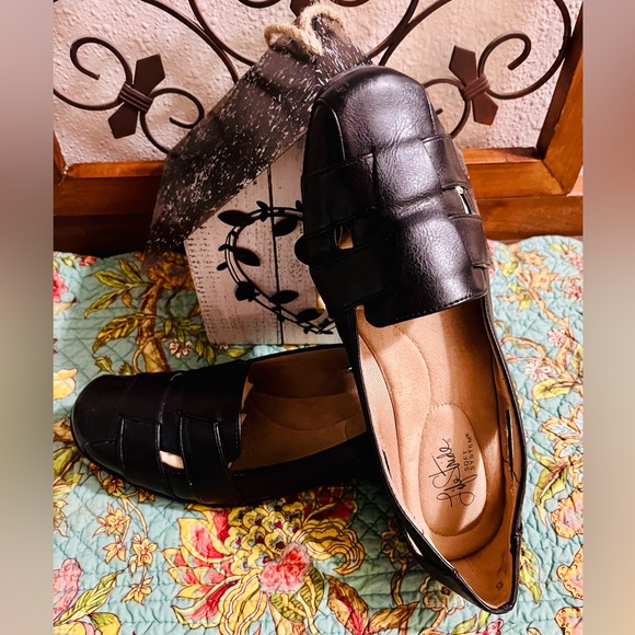 Life Stride | Shoes | Marked Down Life Stride Softsystem Size 85 | Poshmark